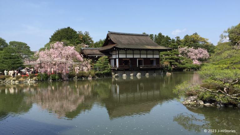 Heian Jingu Shrine enshrines the first and last emperors who ruled the ...